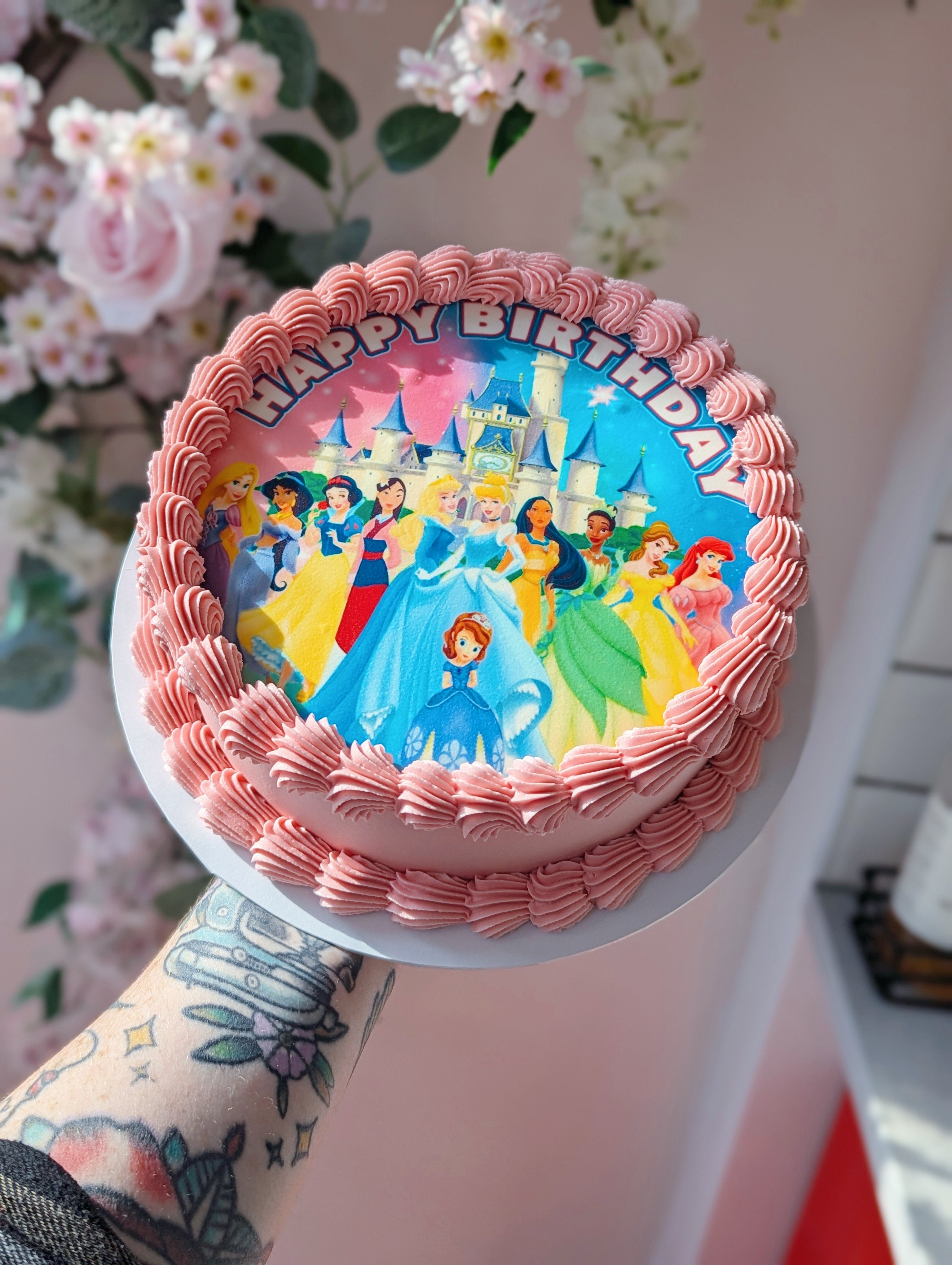 Round Cake with Edible Image | Sapphire Cake Co.
