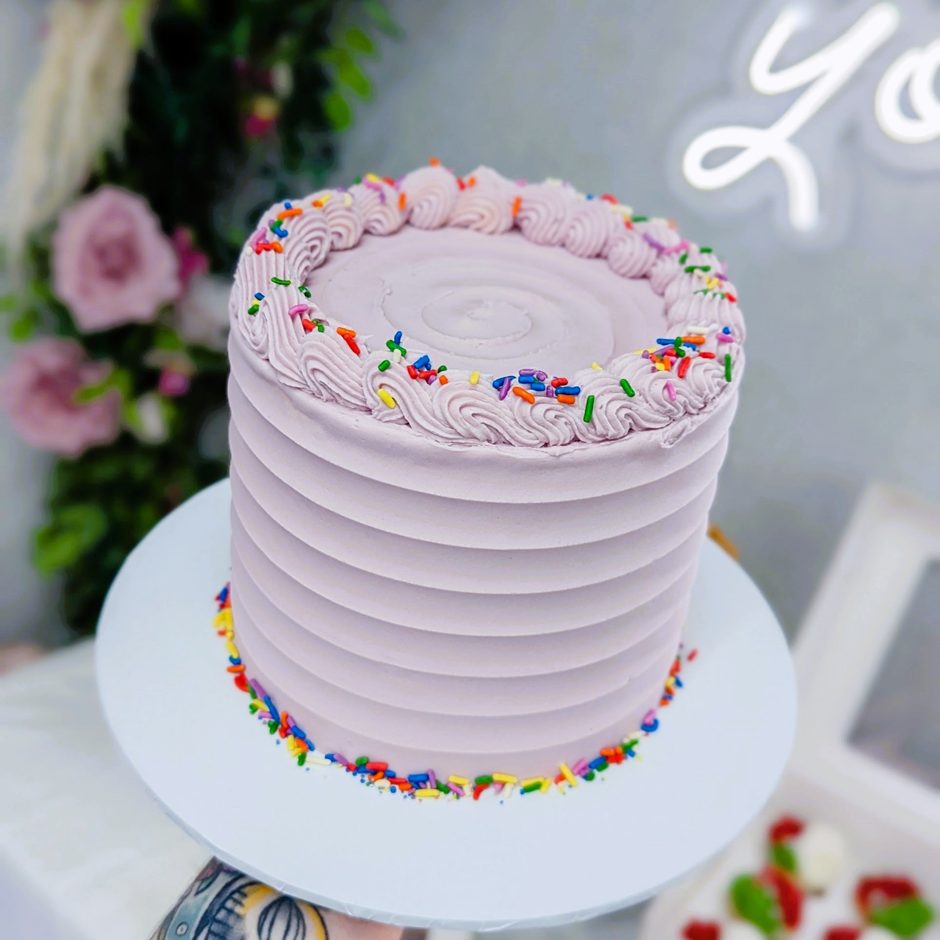 Cakes made fresh to order 💖