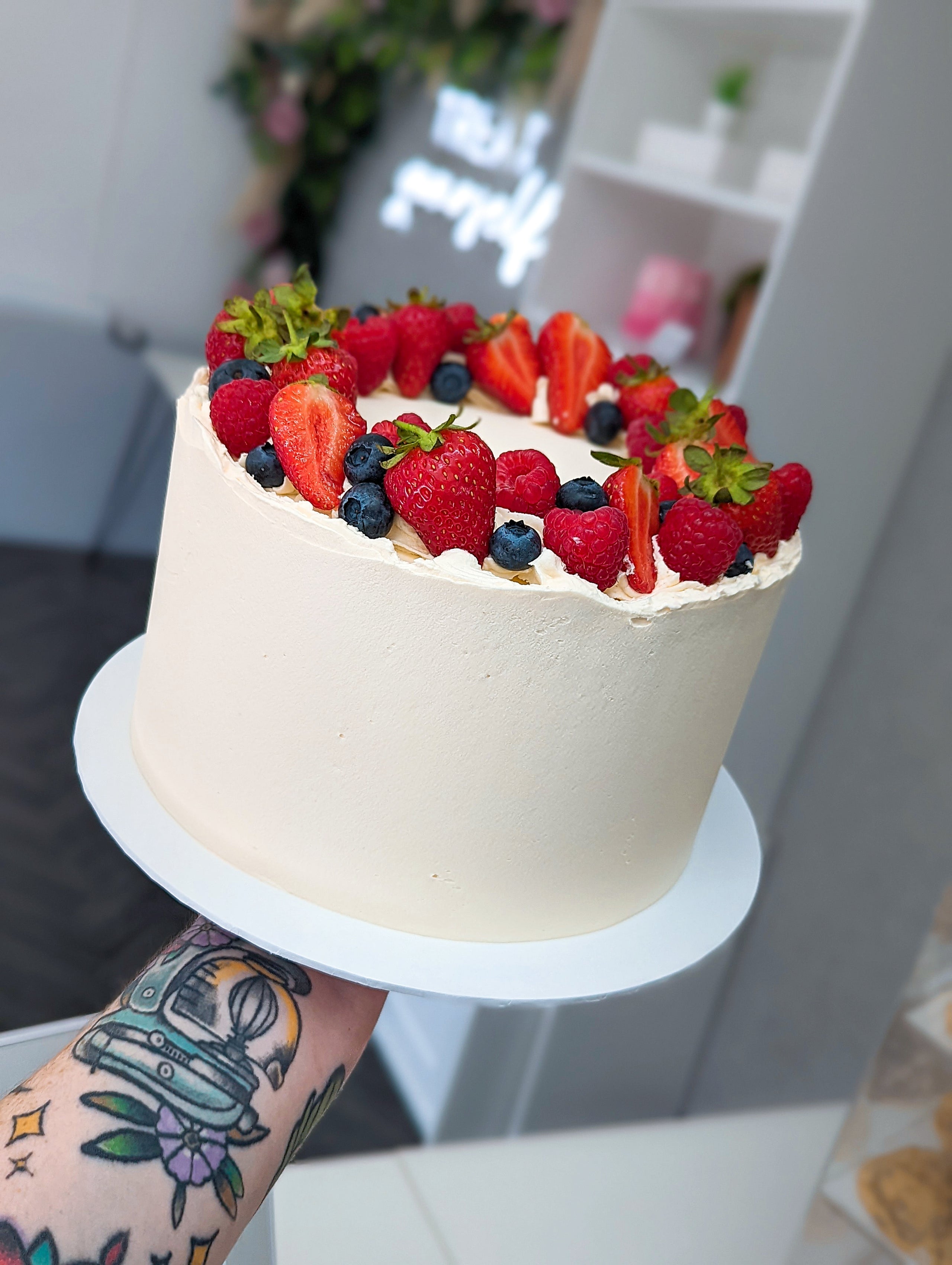 Mixed Berry Cake | Sapphire Cake Co.